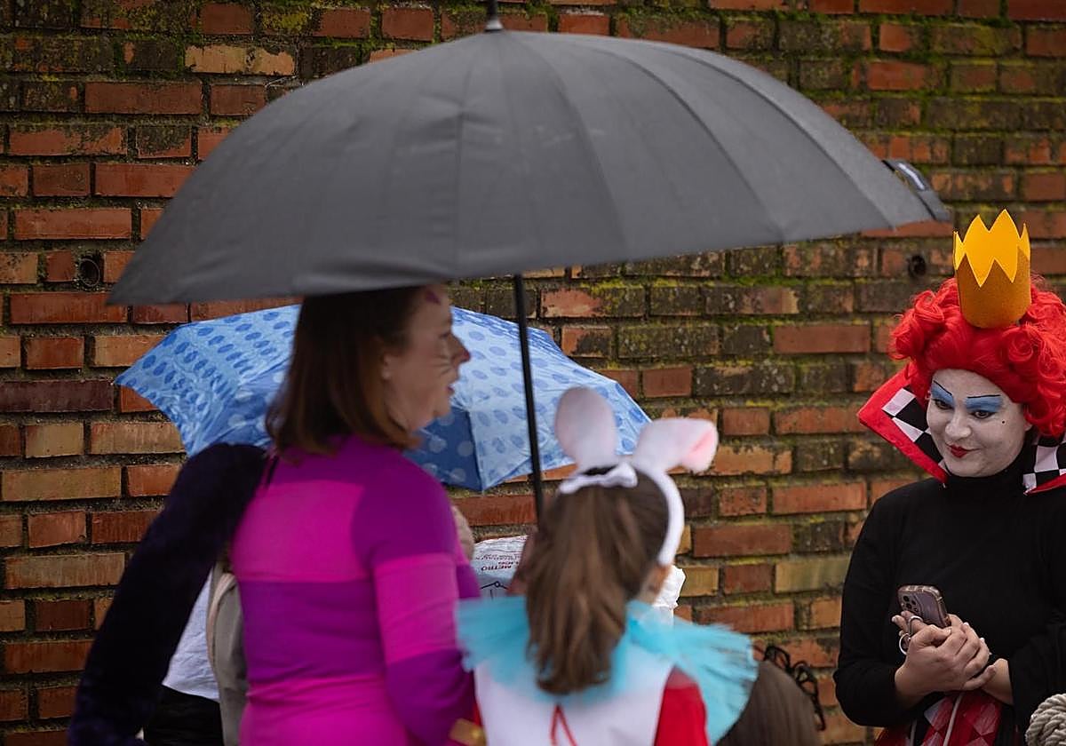 برهنه سیدنی سوئینی در سرخوشی